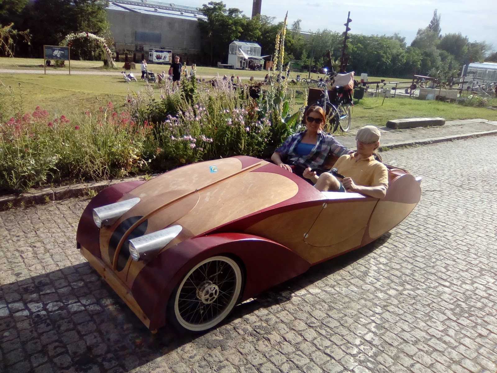 About – Velocar Market Overview – All-Weather Cycling with Comfortable ...